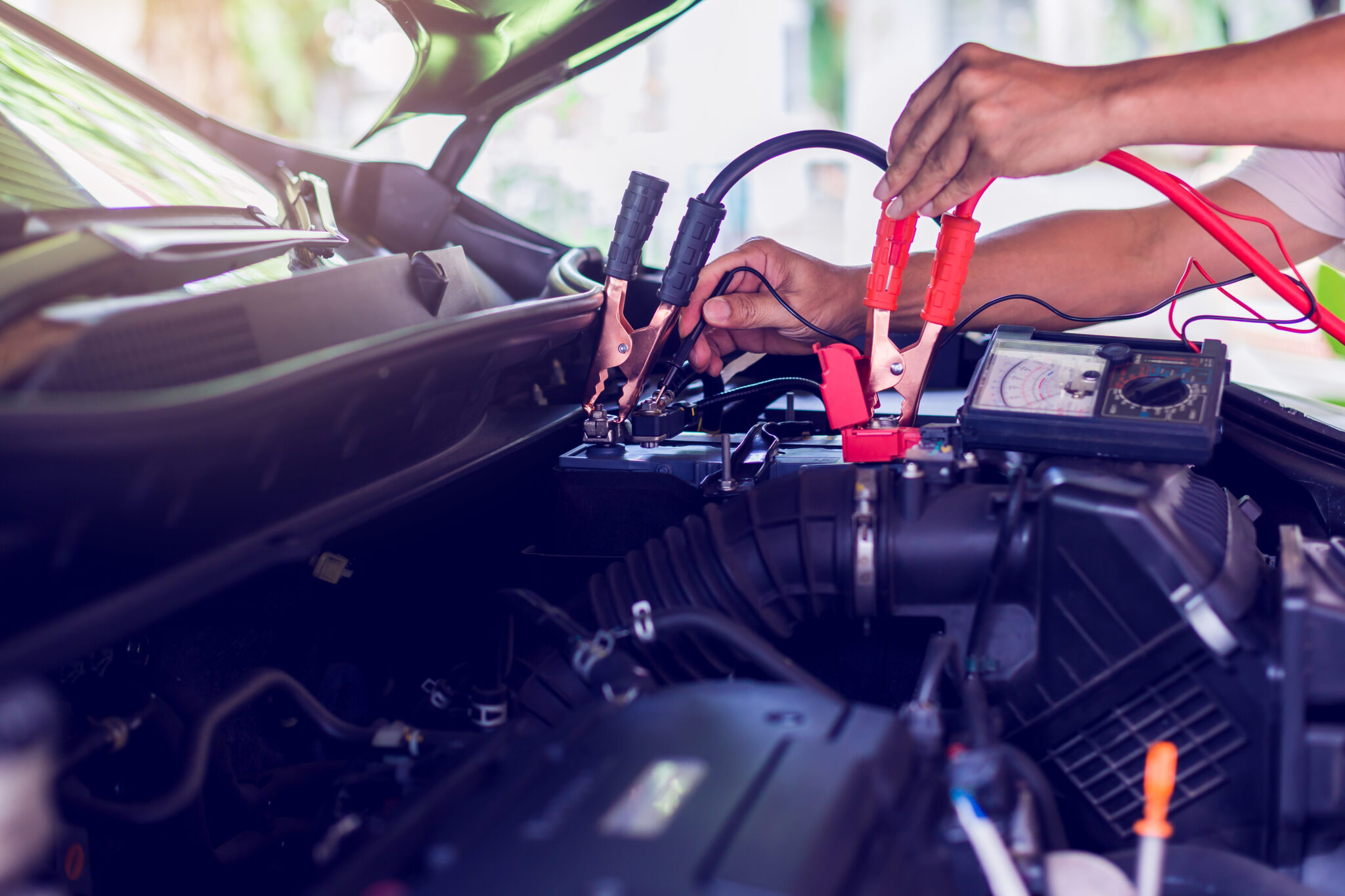 Kaip pakrauti akumuliatorių | Kaip patikrinti automobilio ...